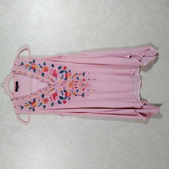ANDREE BY UNIT | Tops | 479 Final Price Andree By Unit Sleeveless Pink ...